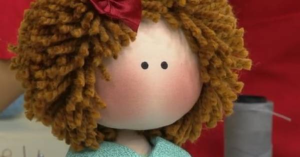 Aprenda a fazer uma boneca de pano com Elizangela Rodrigues