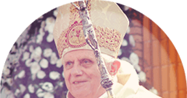 Conheça a vida de Bento XVI
