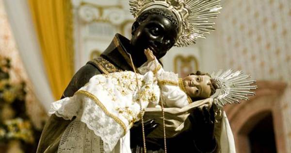 Por que São Benedito é comemorado em datas diferentes no Brasil?