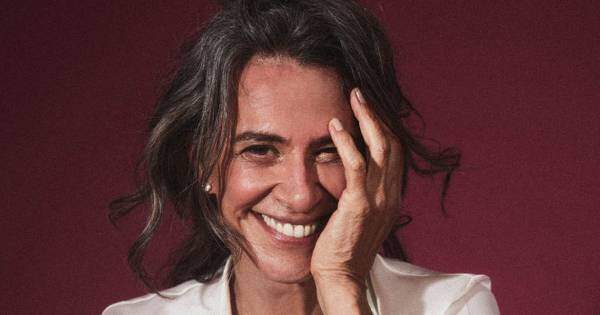 Simone chega aos 75 anos de vida com álbum celebrativo