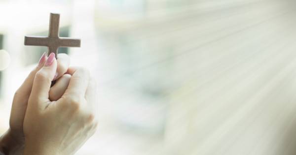 Entenda as diferenças entre a Cruz Latina e a Grega