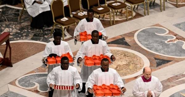 O que significa a criação ou nomeação 'in pectore'?