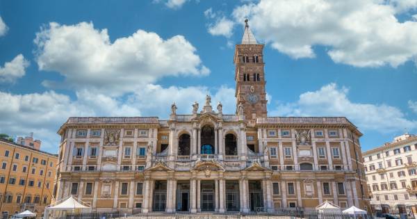 O que significa a dedicação da Basílica de Santa Maria Maior?